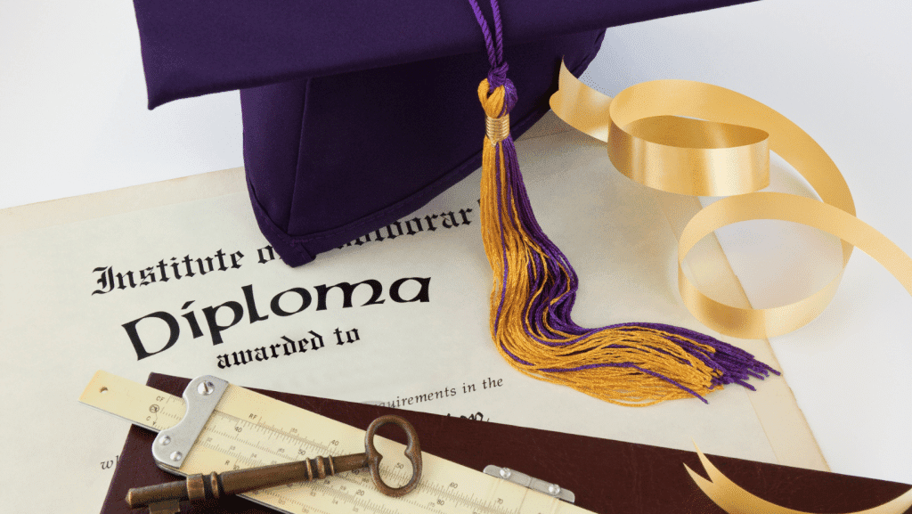 How to Choose the Right Diploma Maker | Validgrad