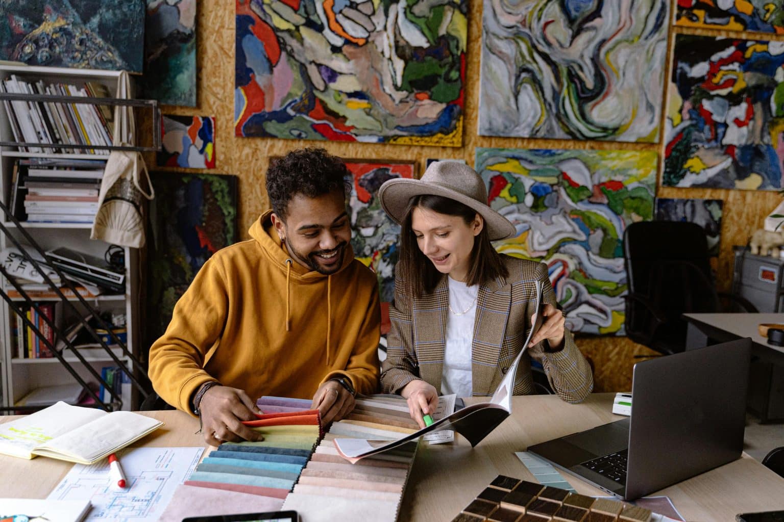 Art Director Education: Your Path to a Creative Leadership Role | Validgrad